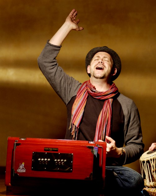 Kirtan und Workshop mit Dave Stringer in Wien | Yoga Guide